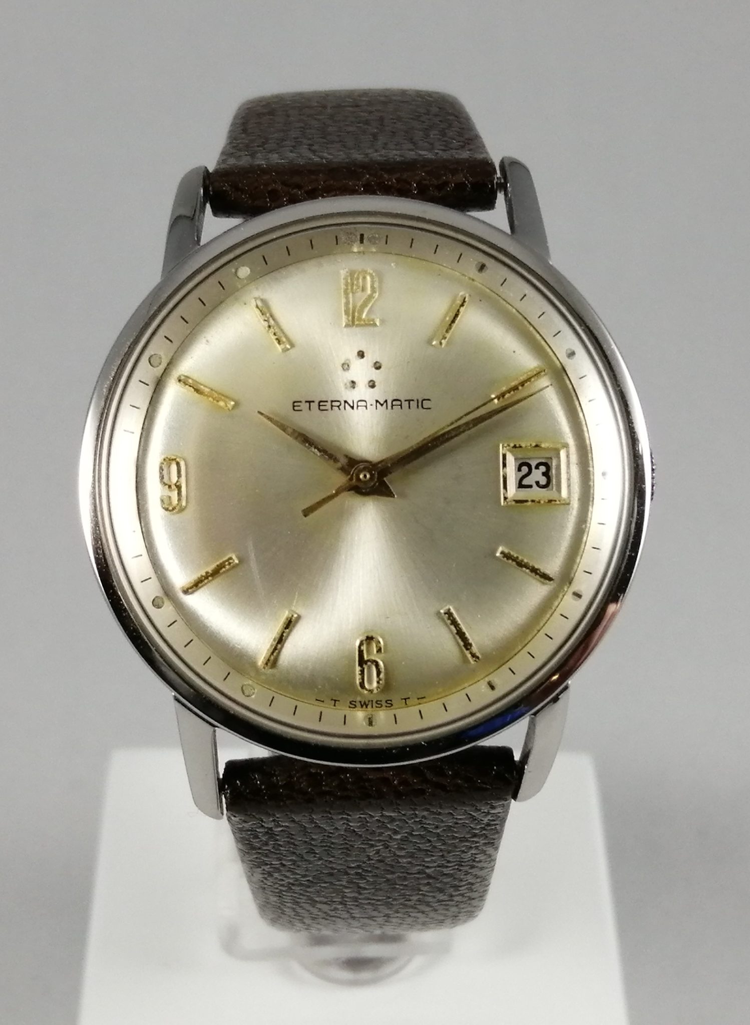 Eterna Matic 1952 - Kello- ja Kultaliike Piekäinen Oy