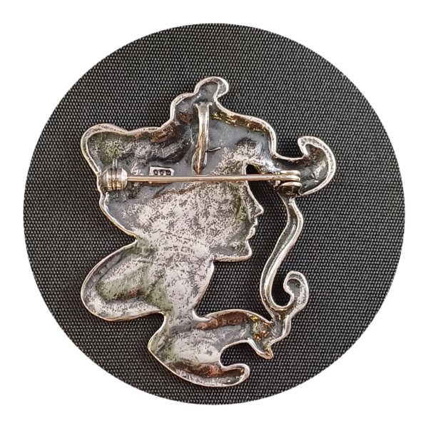 Venus rintaneula - Kello- ja Kultaliike Piekäinen Oy